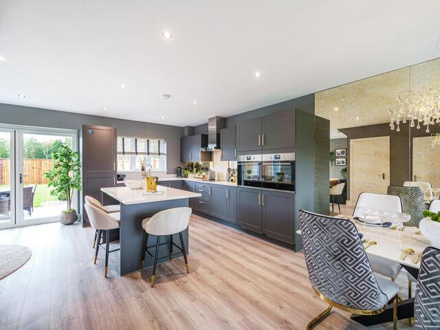 For Sale 4 Bedroom House Tewkesbury Tewkesbury DS99380804