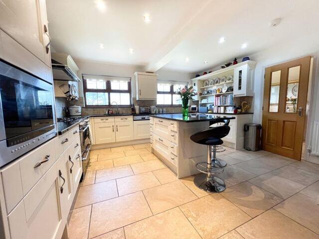 For Sale 4 Bedroom House The Vale Of Glamorgan The Vale Of Glamorgan DS98930361