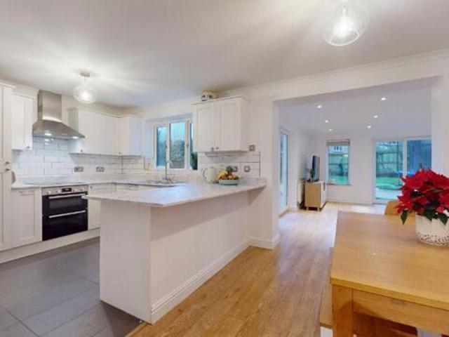 For Sale 4 Bedroom House Thornhill Thornhill DLS100132706