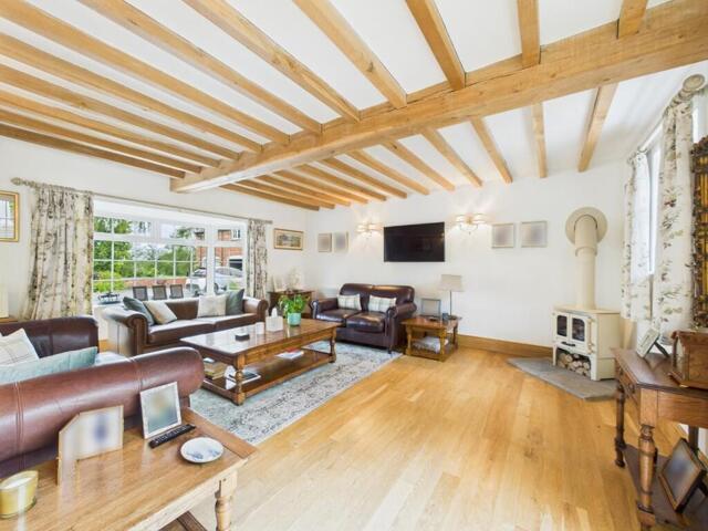 For Sale 4 Bedroom House Thorpe Thorpe DS99029489