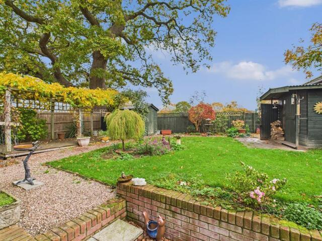For Sale 4 Bedroom House Trewern Trewern DS99204086
