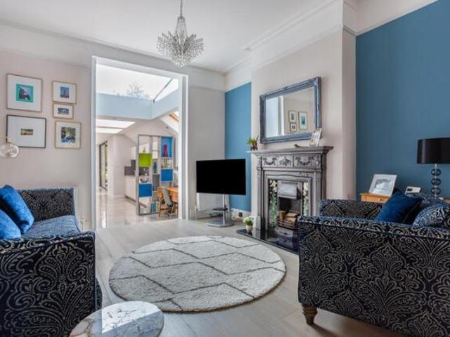 For Sale 4 Bedroom House Twickenham Greater London DLS100398165