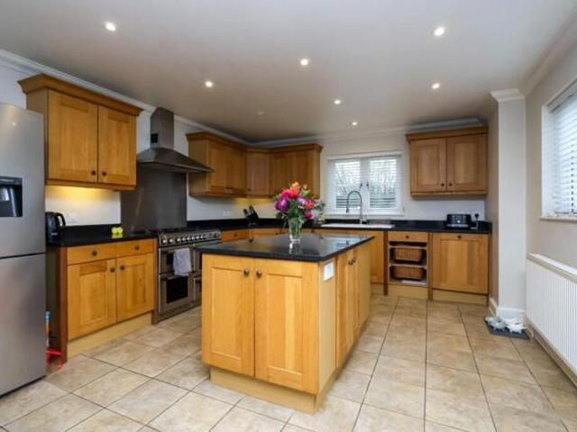For Sale 4 Bedroom House Uckfield East Sussex DS100023812