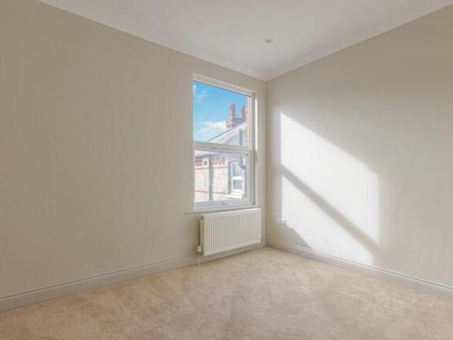 For Sale 4 Bedroom Shared Living/roommate North Yorkshire Greater London DLS99572086