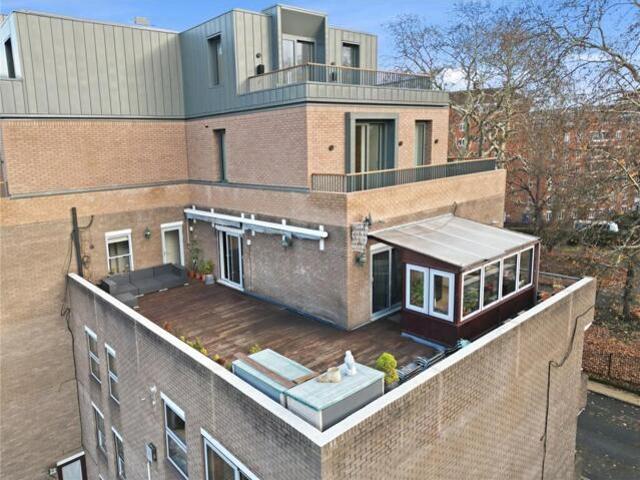 For Sale 4 Bedroom Shared Living/roommate Camden Greater London DLS101231614
