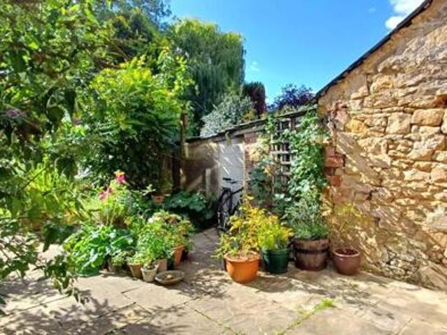 For Sale 4 Bedroom Shared Living/roommate Chipping Norton Oxfordshire DS100855156