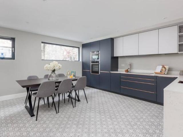For Sale 4 Bedroom Shared Living/roommate Edinburgh City Of Edinburgh DLS101675470