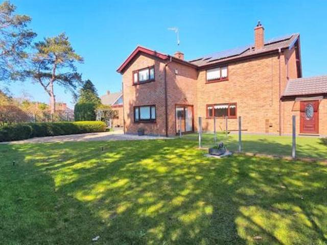 For Sale 4 Bedroom Shared Living/roommate Hopton Hopton DLS98930053