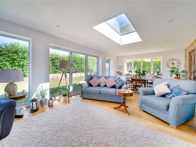 For Sale 4 Bedroom Shared Living/roommate Kidderminster Shropshire DLS99437177