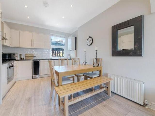 For Sale 4 Bedroom Shared Living/roommate London Greater London DS98835032