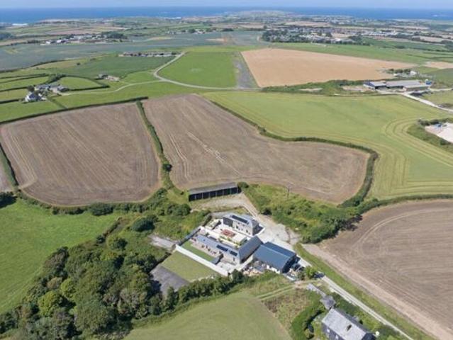 For Sale 4 Bedroom Shared Living/roommate Wadebridge Cornwall DLS101025920