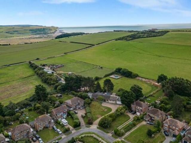 For Sale 5 Bedroom Bungalow Seaford East Sussex DLS100456757