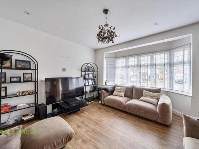 For Sale 5 Bedroom House Coulsdon Greater London DS101675621