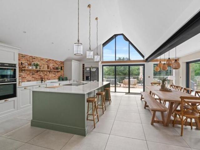 For Sale 5 Bedroom House Colchester Essex DLS100614933