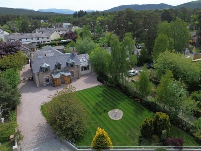 For Sale 5 Bedroom House Carrbridge Carrbridge DLS101186668