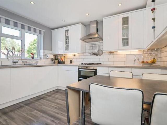 For Sale 5 Bedroom House Chandler's Ford Chandler's Ford DLS98648987