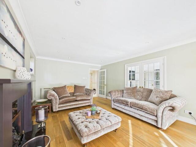 For Sale 5 Bedroom House Chorleywood Hertfordshire DLS93862804