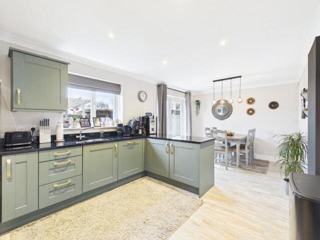 For Sale 5 Bedroom House Crook County Durham DLS99986529