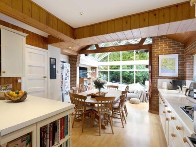 For Sale 5 Bedroom House Bourne End Buckinghamshire DS100366156