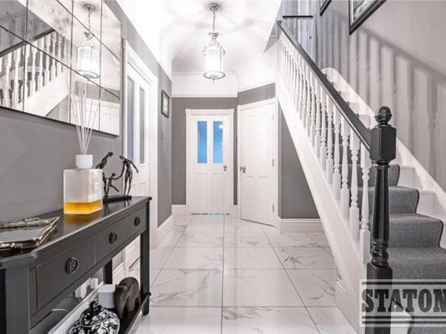 For Sale 5 Bedroom House Barnet Greater London DLS99054996