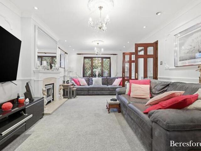 For Sale 5 Bedroom House Basildon Essex DS100855032