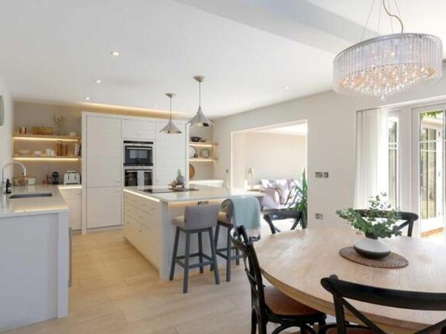 For Sale 5 Bedroom House Beaconsfield Buckinghamshire DLS98718282