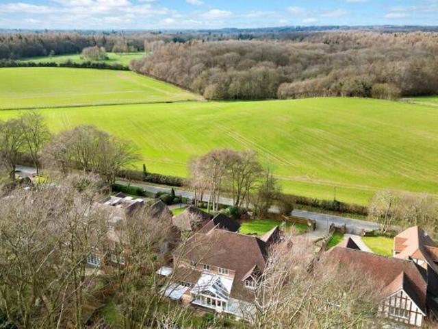 For Sale 5 Bedroom House Beaconsfield Buckinghamshire DLS100096693