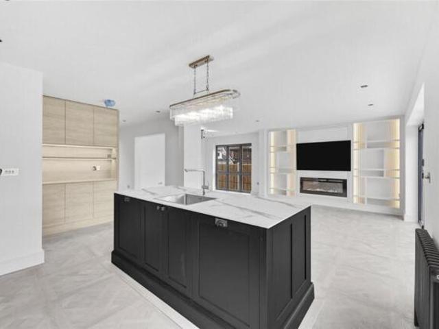 For Sale 5 Bedroom House Benfleet Essex DS100733831