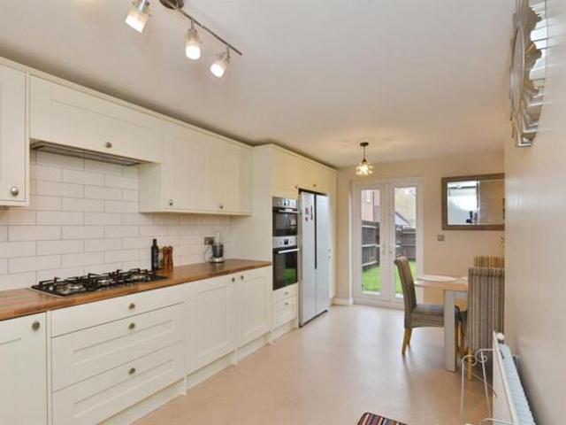 For Sale 5 Bedroom House Bletchley Buckinghamshire DLS101119433