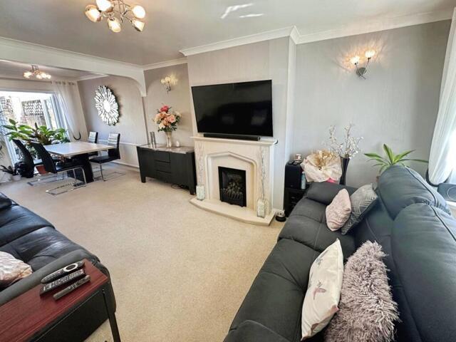 For Sale 5 Bedroom House Bridgend Bridgend DS101025912