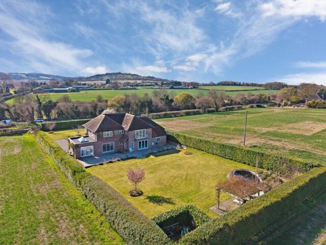 For Sale 5 Bedroom House Buckinghamshire Buckinghamshire DS99203953