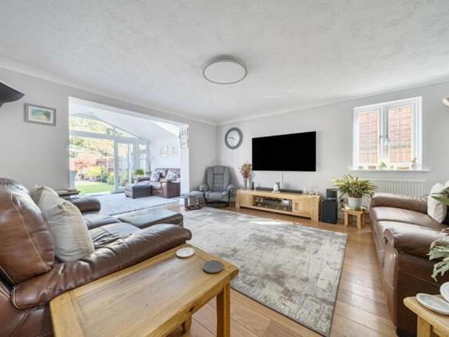 For Sale 5 Bedroom House Greenhithe Great London DLS99380691