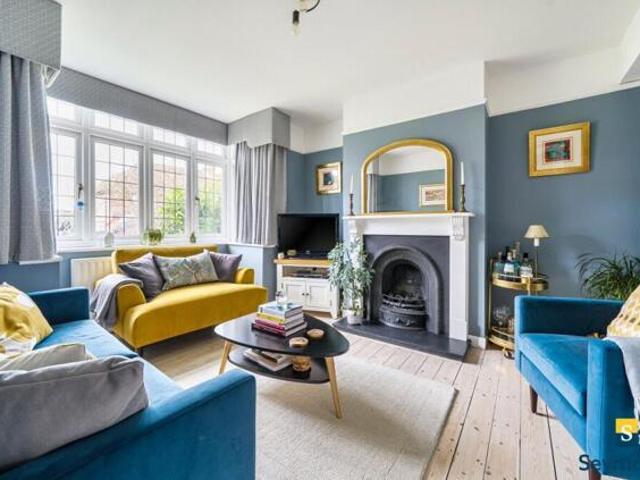 For Sale 5 Bedroom House Guildford Surrey DLS99808707