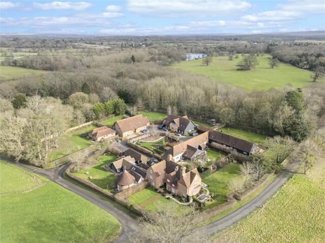 For Sale 5 Bedroom House Guildford Surrey DLS100615231