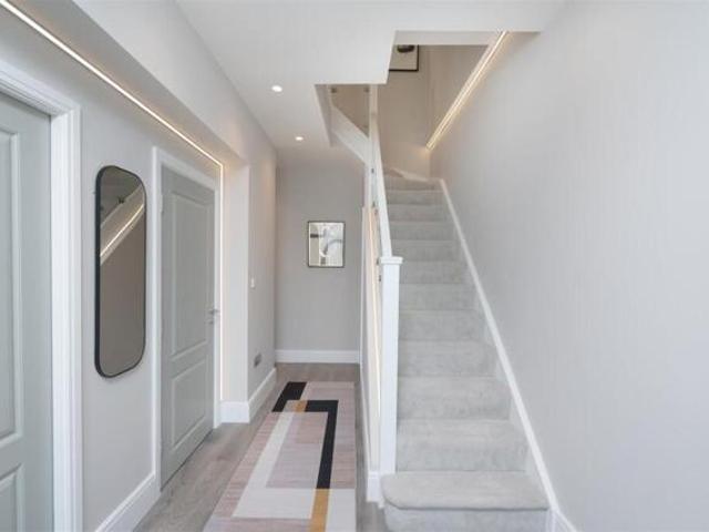 For Sale 5 Bedroom House Guiseley West Yorkshire DLS99054831