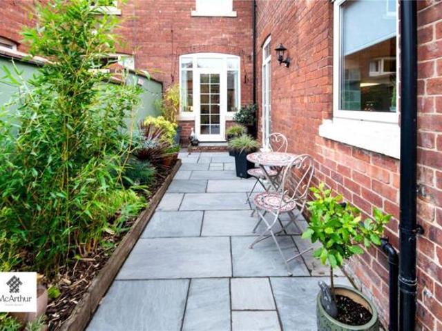 For Sale 5 Bedroom House Doncaster Doncaster DLS100987856
