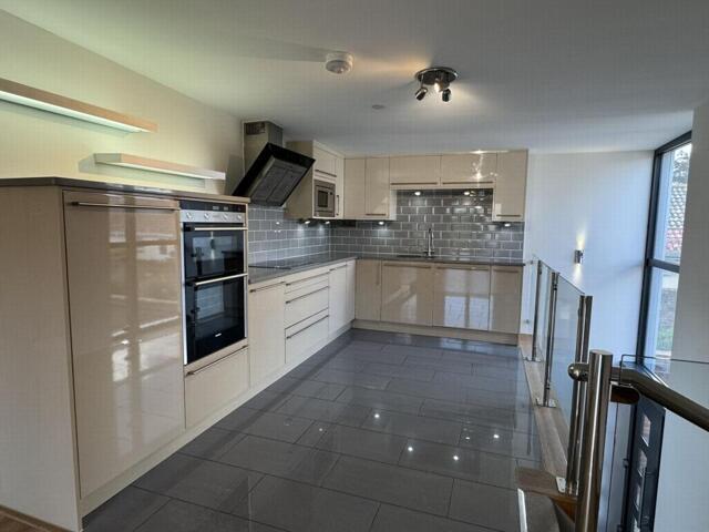 For Sale 5 Bedroom House Devon Devon DS99237165