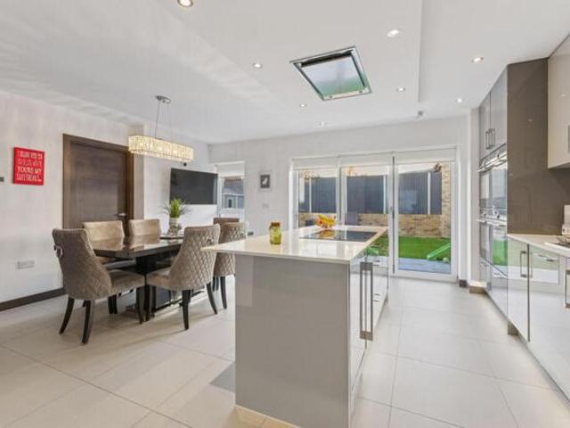 For Sale 5 Bedroom House Denham Buckinghamshire DLS99571694