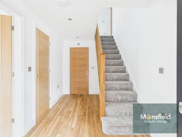 For Sale 5 Bedroom House Derby Derbyshire DS99895306