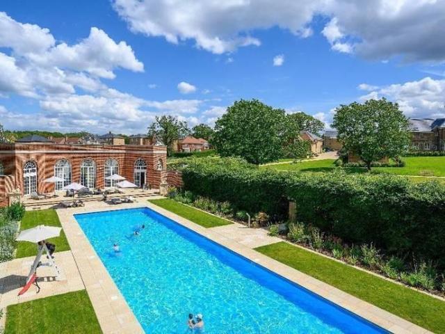For Sale 5 Bedroom House Enfield London DLS102596933