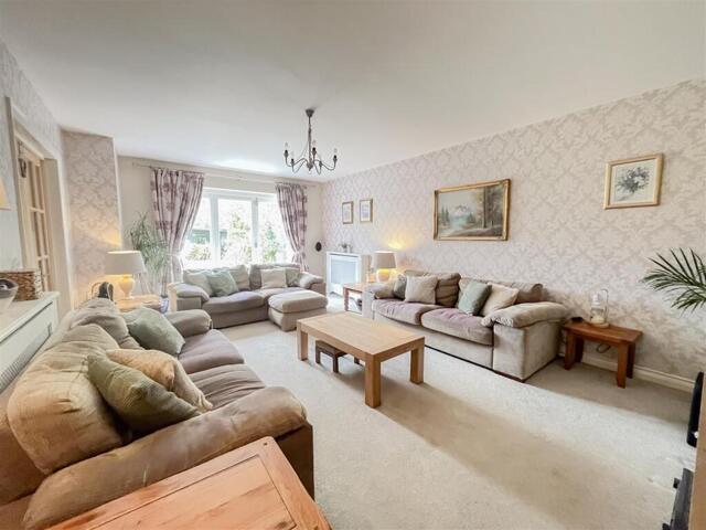 For Sale 5 Bedroom House East Sussex East Sussex DS101892328
