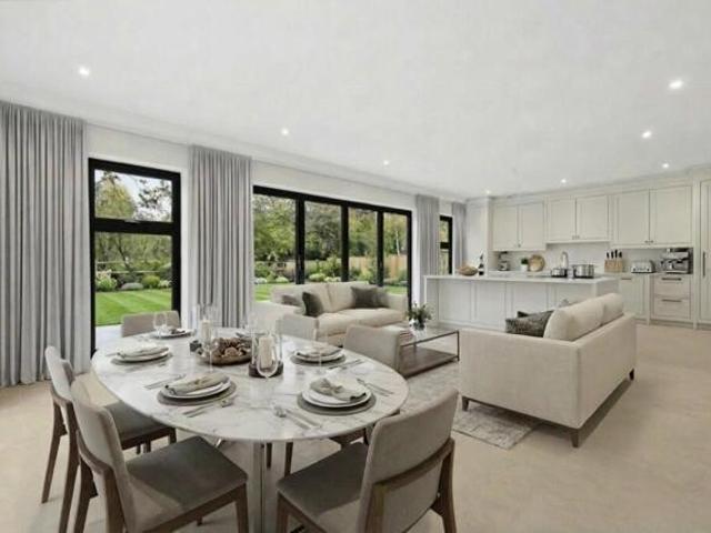 For Sale 5 Bedroom House Essex Essex DLS100786944