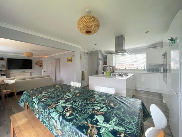 For Sale 5 Bedroom House Faversham Kent DS98503774