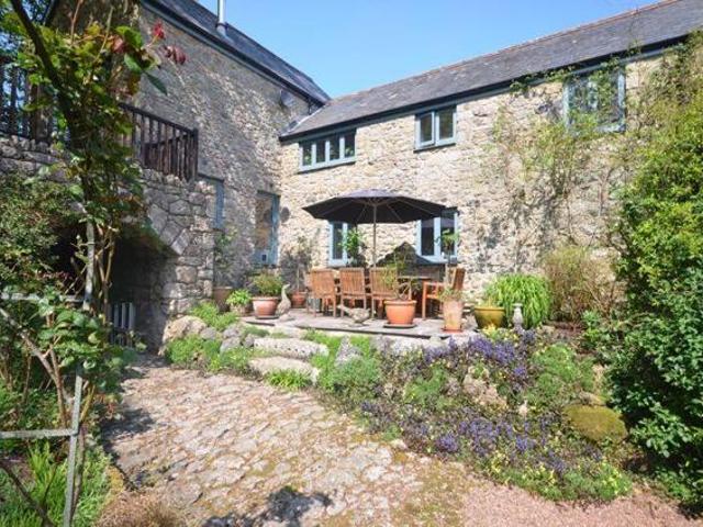 For Sale 5 Bedroom House Furlong Furlong DS98718233