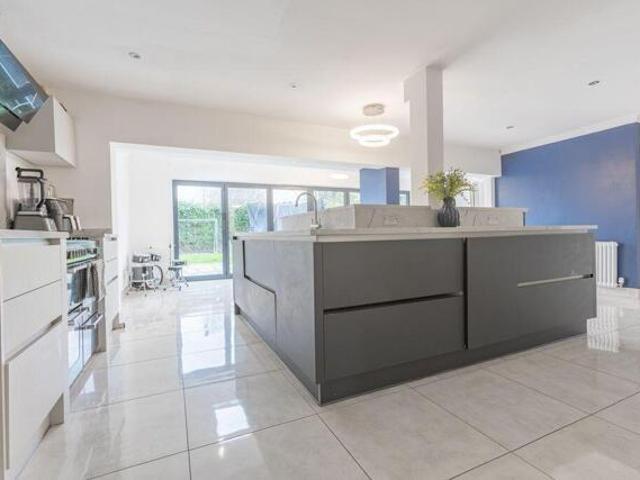 For Sale 5 Bedroom House Knowsley Knowsley DS100855068