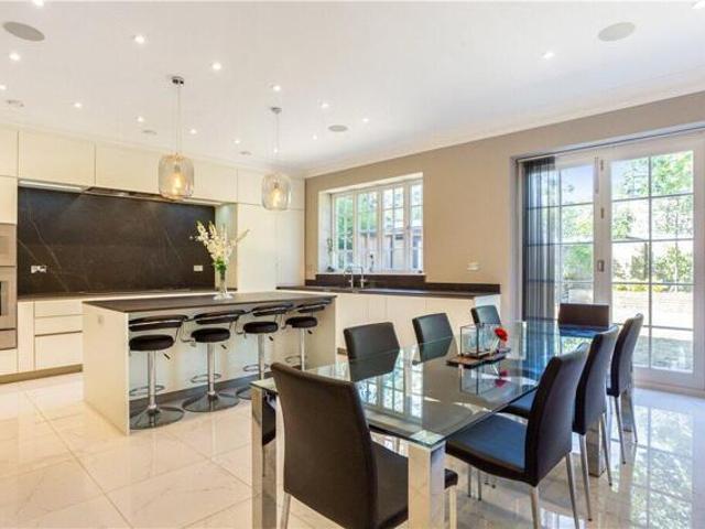 For Sale 5 Bedroom House Kingston Upon Thames Greater London DLS100787091