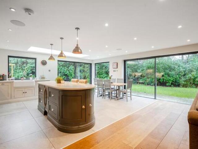 For Sale 5 Bedroom House Kingswood Bristol DS99381088