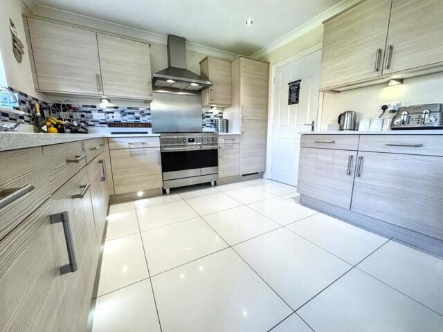 For Sale 5 Bedroom House Houghton Le Spring Sunderland DLS99986471