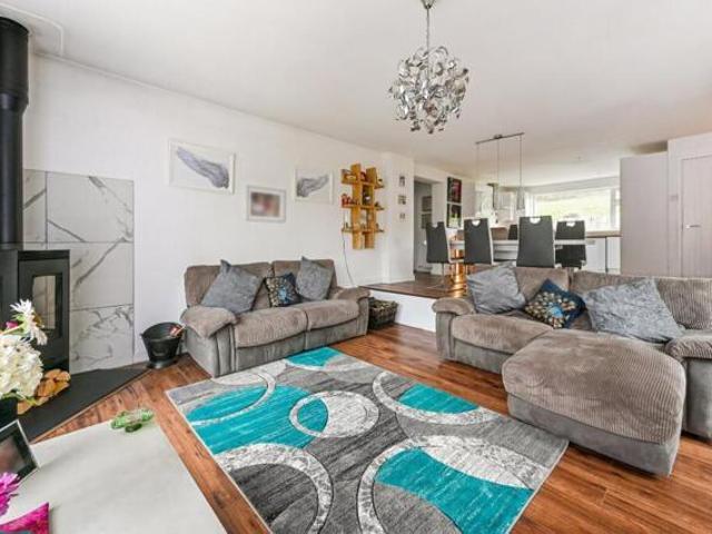 For Sale 5 Bedroom House Horndean Hampshire DLS98864657