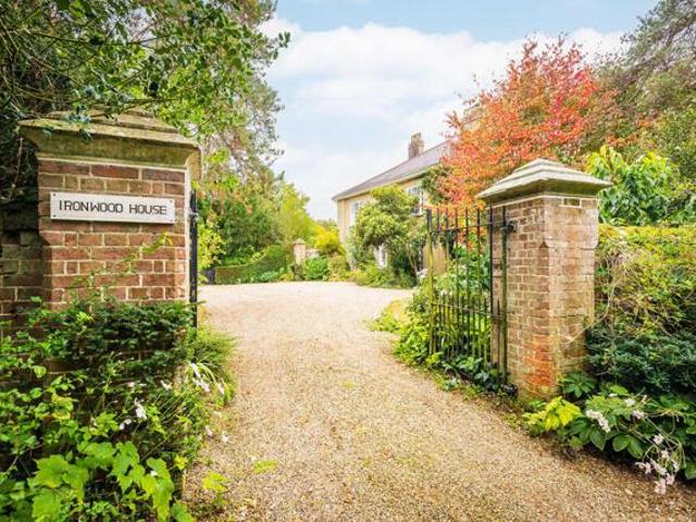 For Sale 5 Bedroom House Horsham West Sussex DLS100648705